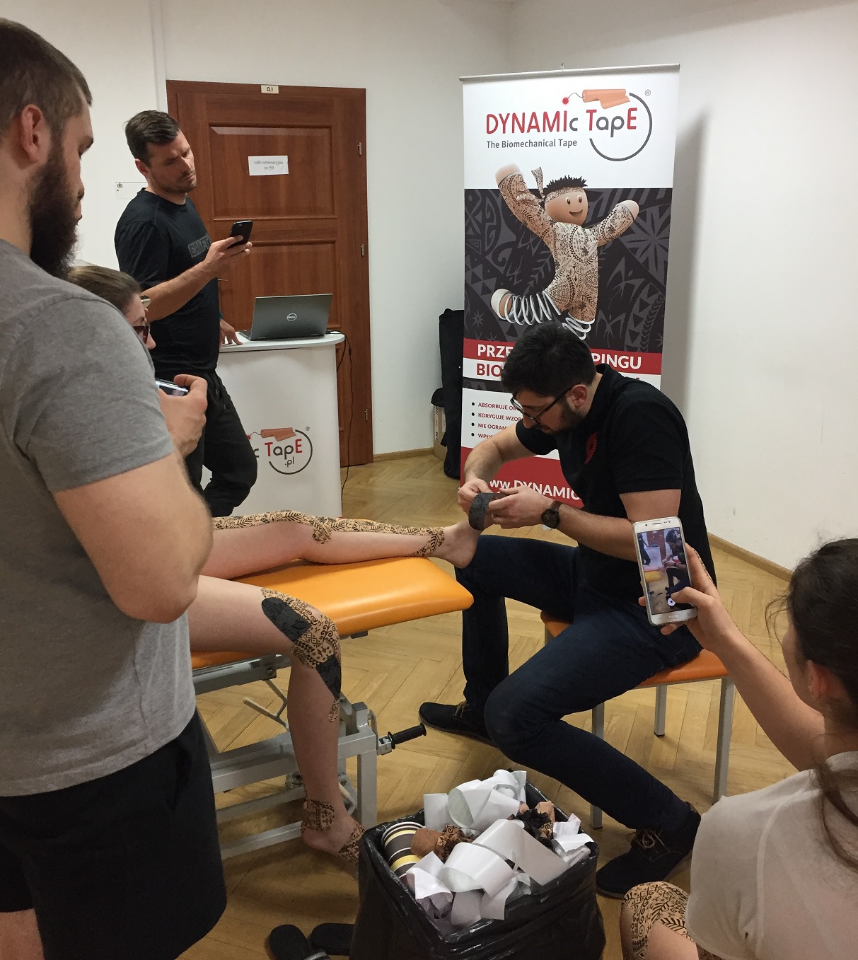 O taśmie Dynamic Tape na szkoleniu w Warszawie - Praktyczne Kursy z ...